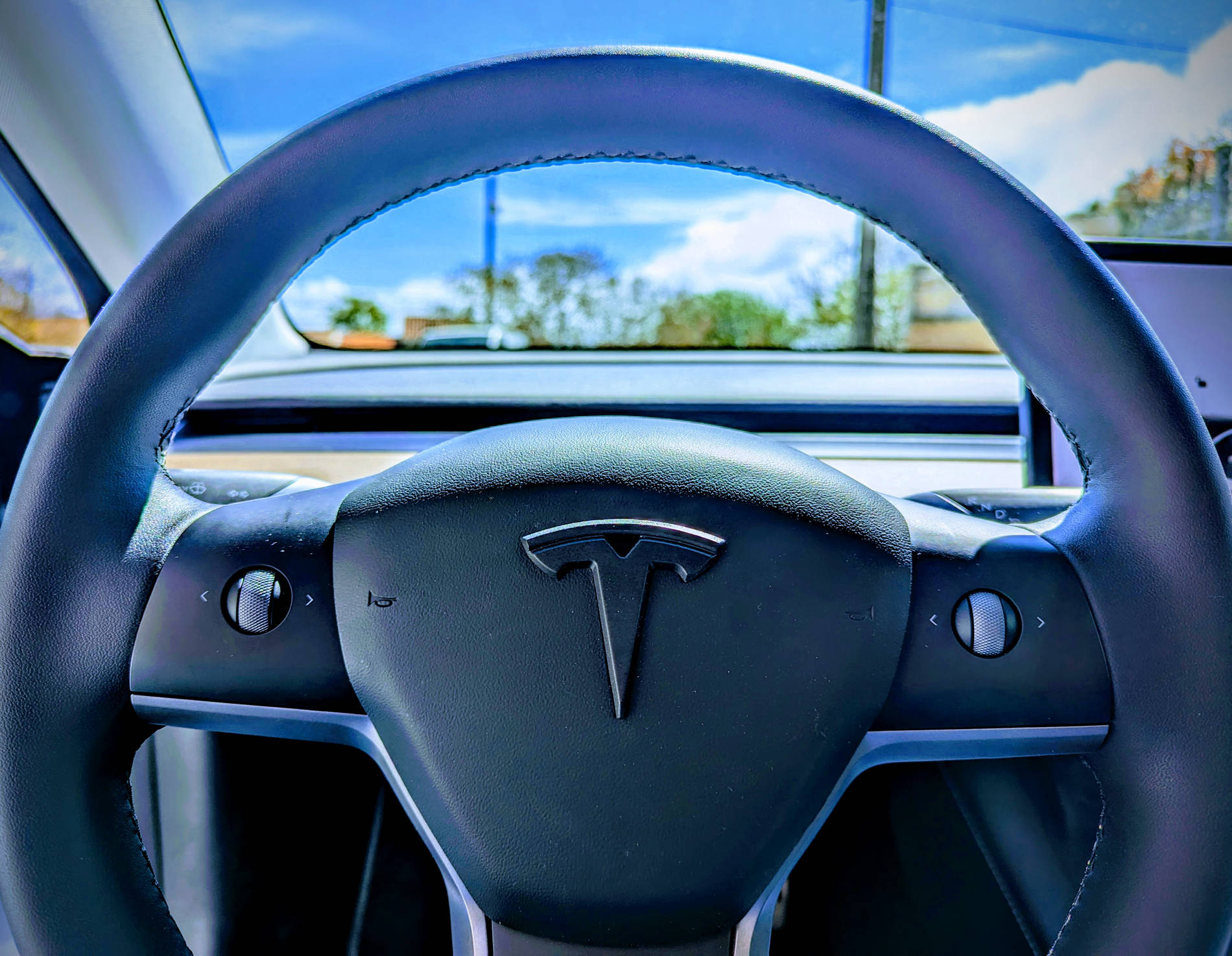 Tesla Prix Cass La Baisse Des Prix N est Pas Termin e