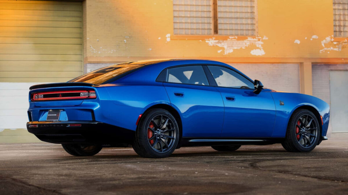 Dodge réussit l'impossible : une berline électrique à la sauce muscle car